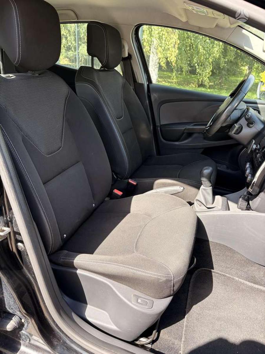 Black Renault Clio 2013 in Marijampole, with an engine capacity of 1.46 L and mileage of 251 thousand km for 3200 €, photo 15 on AUTOMOTO.COM.LV
