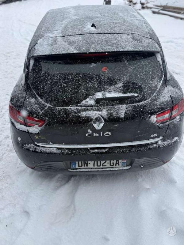 Melns Renault Clio 2015 Tauragė, ar dzinēja tilpumu 1.50 L un nobraukumu 220 tūkst. km par 2950 €, foto 11 vietnē AUTOMOTO.COM.LV