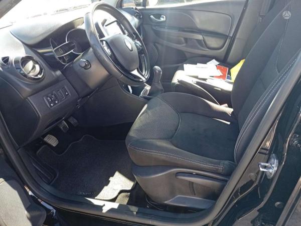 Melns Renault Clio 2016 Šauļi, ar dzinēja tilpumu 1.46 L un nobraukumu 220 tūkst. km par 4150 €, foto 9 vietnē AUTOMOTO.COM.LV