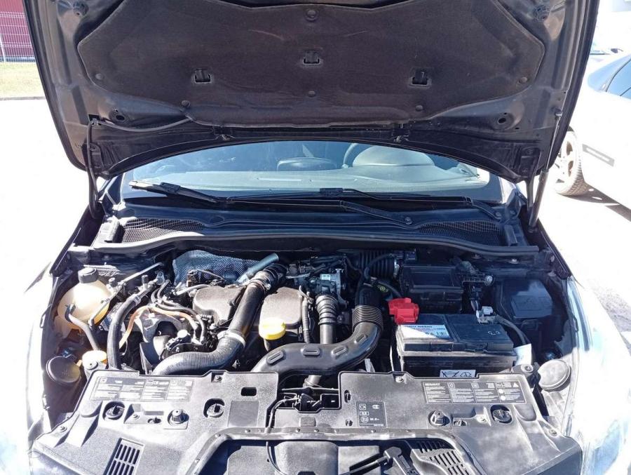Melns Renault Clio 2016 Šauļi, ar dzinēja tilpumu 1.46 L un nobraukumu 220 tūkst. km par 4150 €, foto 14 vietnē AUTOMOTO.COM.LV