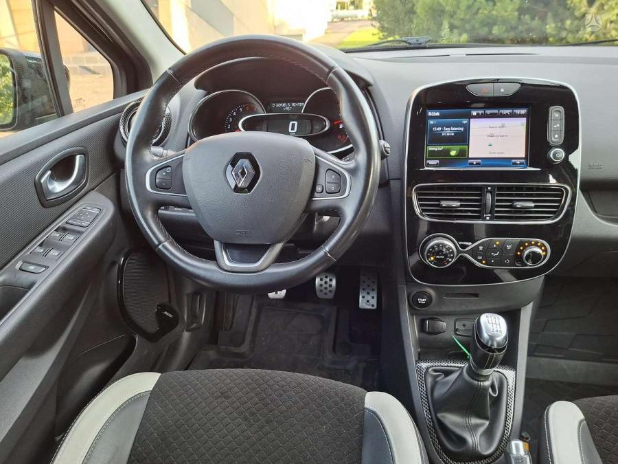 Black Renault Clio 2017 in Ukmerge, with an engine capacity of 1.15 L and mileage of 224 thousand km for 6250 €, photo 14 on AUTOMOTO.COM.LV
