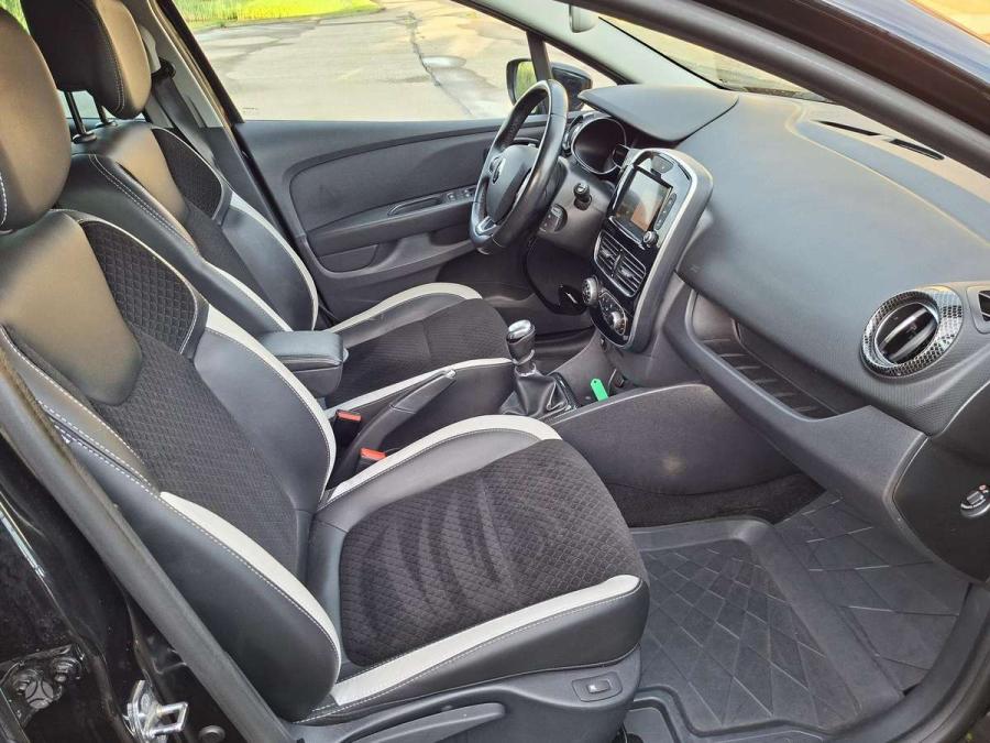 Black Renault Clio 2017 in Ukmerge, with an engine capacity of 1.15 L and mileage of 224 thousand km for 6250 €, photo 24 on AUTOMOTO.COM.LV