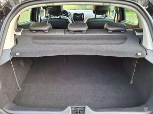 Black Renault Clio 2017 in Ukmerge, with an engine capacity of 1.15 L and mileage of 224 thousand km for 6250 €, photo 26 on AUTOMOTO.COM.LV