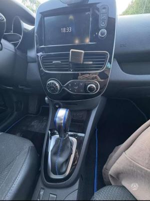 Melns Renault Clio 2017 Kauņa, ar dzinēja tilpumu 1.20 L un nobraukumu 76 tūkst. km par 7900 €, foto 9 vietnē AUTOMOTO.COM.LV