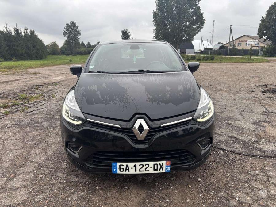 Black Renault Clio 2017 in Taurage, with an engine capacity of 1.20 L and mileage of 190 thousand km for 6300 €, photo 4 on AUTOMOTO.COM.LV