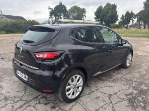 Black Renault Clio 2017 in Taurage, with an engine capacity of 1.20 L and mileage of 190 thousand km for 6300 €, photo 5 on AUTOMOTO.COM.LV