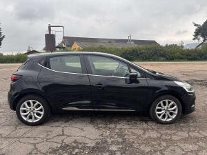 Black Renault Clio 2017 in Taurage, with an engine capacity of 1.20 L and mileage of 190 thousand km for 6300 €, photo 9 on AUTOMOTO.COM.LV