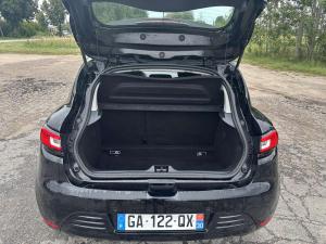Black Renault Clio 2017 in Taurage, with an engine capacity of 1.20 L and mileage of 190 thousand km for 6300 €, photo 10 on AUTOMOTO.COM.LV