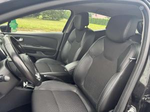 Black Renault Clio 2017 in Taurage, with an engine capacity of 1.20 L and mileage of 190 thousand km for 6300 €, photo 15 on AUTOMOTO.COM.LV