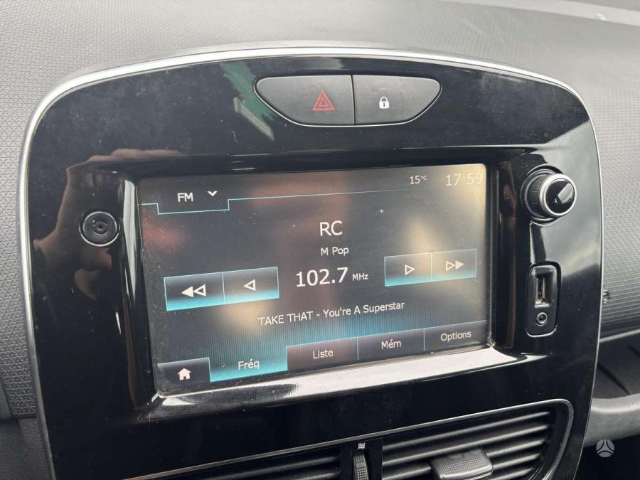 Black Renault Clio 2017 in Taurage, with an engine capacity of 1.20 L and mileage of 190 thousand km for 6300 €, photo 23 on AUTOMOTO.COM.LV