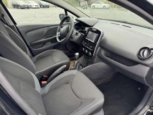 Black Renault Clio 2017 in Telschi, with an engine capacity of 1.15 L and mileage of 211 thousand km for 4300 €, photo 19 on AUTOMOTO.COM.LV