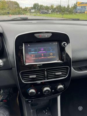 Black Renault Clio 2017 in Telschi, with an engine capacity of 1.15 L and mileage of 211 thousand km for 4300 €, photo 21 on AUTOMOTO.COM.LV