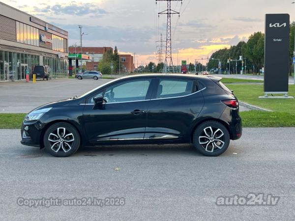 Melns Renault Clio 2018 Narva, ar dzinēja tilpumu 0.90 L un nobraukumu 150 tūkst. km par 4999 €, foto 9 vietnē AUTOMOTO.COM.LV