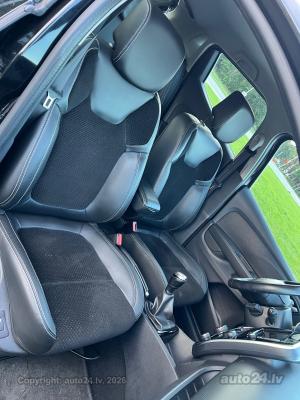 Melns Renault Clio 2018 Narva, ar dzinēja tilpumu 0.90 L un nobraukumu 150 tūkst. km par 4999 €, foto 21 vietnē AUTOMOTO.COM.LV