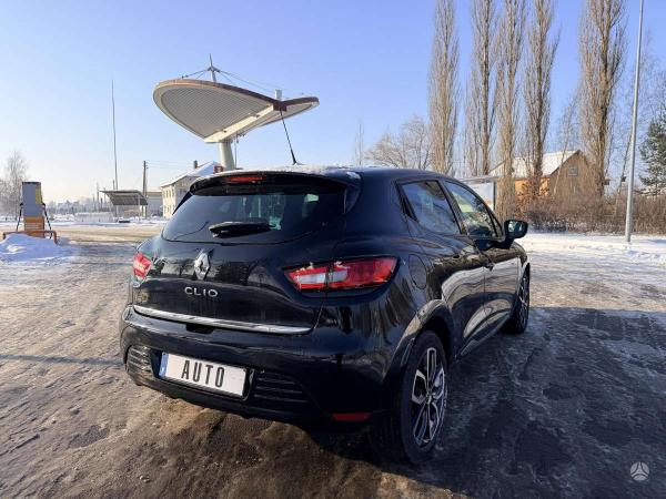 Black Renault Clio 2019 in Taurage, with an engine capacity of 0.90 L and mileage of 170 thousand km for 4999 €, photo 11 on AUTOMOTO.COM.LV
