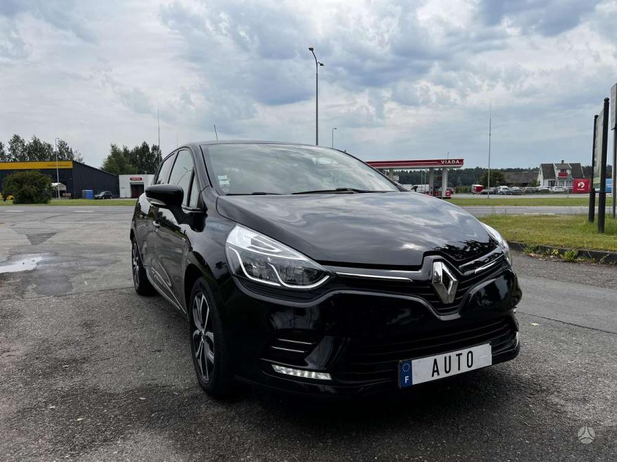 Black Renault Clio 2019 in Taurage, with an engine capacity of 0.90 L and mileage of 170 thousand km for 4999 €, photo 1 on AUTOMOTO.COM.LV