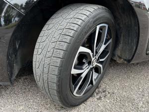 Black Renault Clio 2019 in Taurage, with an engine capacity of 0.90 L and mileage of 170 thousand km for 4999 €, photo 8 on AUTOMOTO.COM.LV