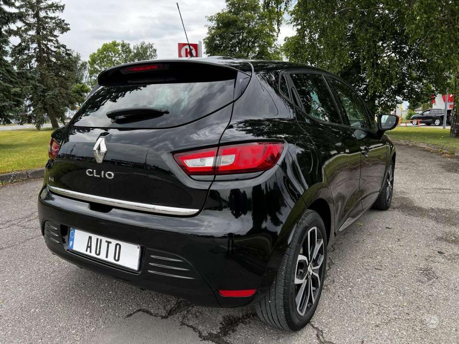 Black Renault Clio 2019 in Taurage, with an engine capacity of 0.90 L and mileage of 170 thousand km for 4999 €, photo 13 on AUTOMOTO.COM.LV
