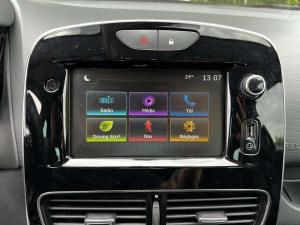 Black Renault Clio 2019 in Taurage, with an engine capacity of 0.90 L and mileage of 170 thousand km for 4999 €, photo 23 on AUTOMOTO.COM.LV
