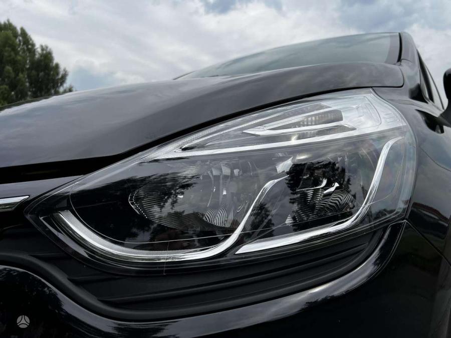 Melns Renault Clio 2019 Tauragė, ar dzinēja tilpumu 0.90 L un nobraukumu 170 tūkst. km par 4699 €, foto 4 vietnē AUTOMOTO.COM.LV