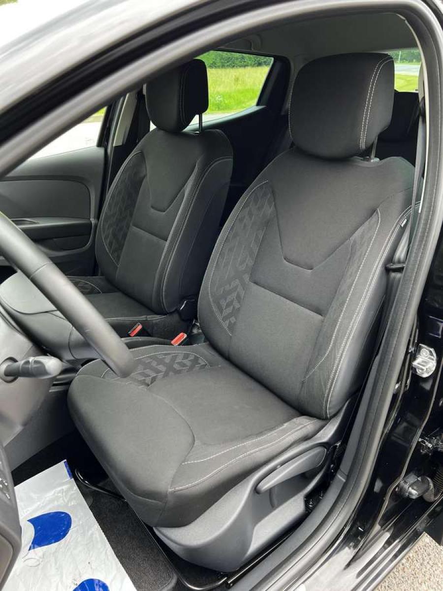 Melns Renault Clio 2019 Tauragė, ar dzinēja tilpumu 0.90 L un nobraukumu 170 tūkst. km par 4699 €, foto 28 vietnē AUTOMOTO.COM.LV