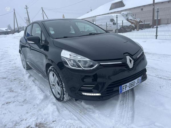Black Renault Clio 2020 in Taurage, with an engine capacity of 0.90 L and mileage of 150 thousand km for 4300 €, photo 2 on AUTOMOTO.COM.LV