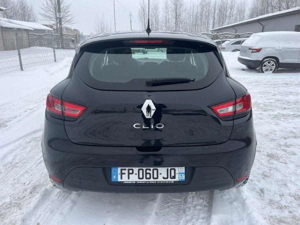 Black Renault Clio 2020 in Taurage, with an engine capacity of 0.90 L and mileage of 150 thousand km for 4300 €, photo 7 on AUTOMOTO.COM.LV