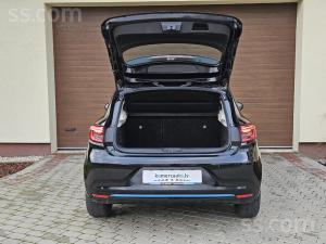 Melns Renault Clio 2021 Rīga, ar dzinēja tilpumu 1.60 L un nobraukumu 115 tūkst. km par 12700 €, foto 10 vietnē AUTOMOTO.COM.LV