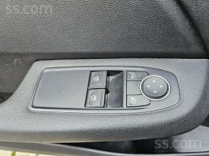 Melns Renault Clio 2021 Rīga, ar dzinēja tilpumu 1.60 L un nobraukumu 115 tūkst. km par 12700 €, foto 14 vietnē AUTOMOTO.COM.LV