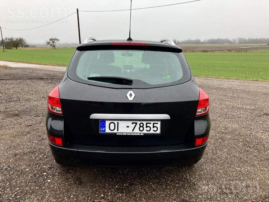 Melns Renault Clio 2010 Talsi, ar dzinēja tilpumu 1.20 L un nobraukumu 95 tūkst. km par 5999 €, foto 4 vietnē AUTOMOTO.COM.LV