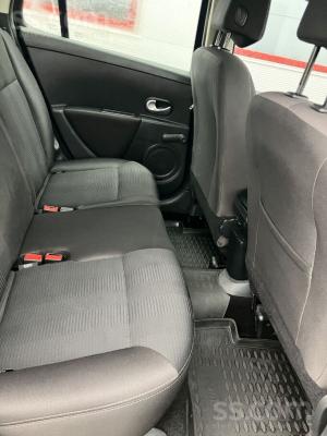 Melns Renault Clio 2010 Talsi, ar dzinēja tilpumu 1.20 L un nobraukumu 95 tūkst. km par 4999 €, foto 16 vietnē AUTOMOTO.COM.LV