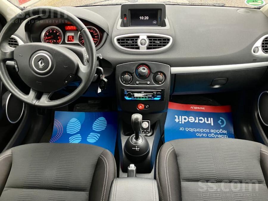 Melns Renault Clio 2010 Talsi, ar dzinēja tilpumu 1.20 L un nobraukumu 95 tūkst. km par 4999 €, foto 18 vietnē AUTOMOTO.COM.LV