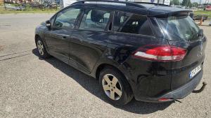 Melns Renault Clio 2015 Marijampole, ar dzinēja tilpumu 0.90 L un nobraukumu 260 tūkst. km par 2100 €, foto 5 vietnē AUTOMOTO.COM.LV