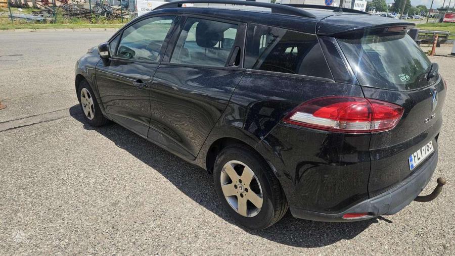 Melns Renault Clio 2015 Marijampole, ar dzinēja tilpumu 0.90 L un nobraukumu 260 tūkst. km par 2100 €, foto 5 vietnē AUTOMOTO.COM.LV