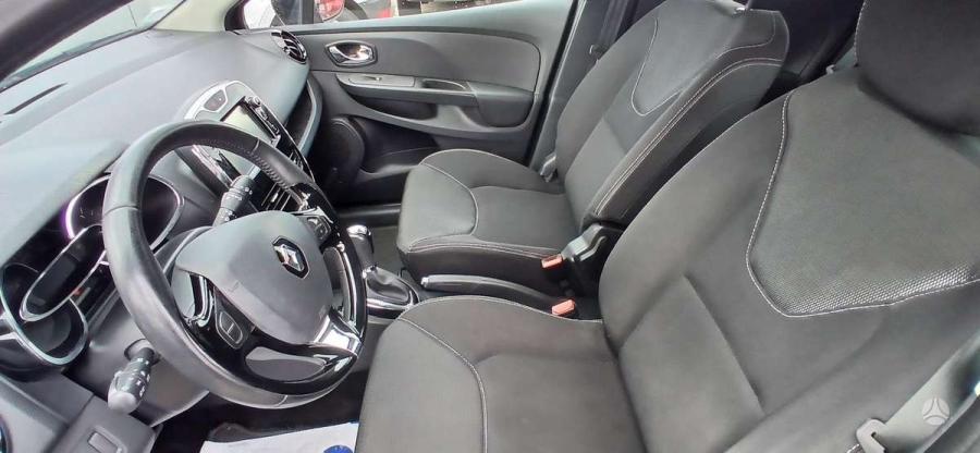 Black Renault Clio 2015 in Taurage, with an engine capacity of 1.50 L and mileage of 216 thousand km for 6150 €, photo 7 on AUTOMOTO.COM.LV