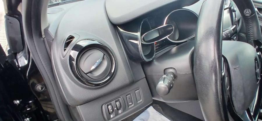 Black Renault Clio 2015 in Taurage, with an engine capacity of 1.50 L and mileage of 216 thousand km for 6150 €, photo 12 on AUTOMOTO.COM.LV