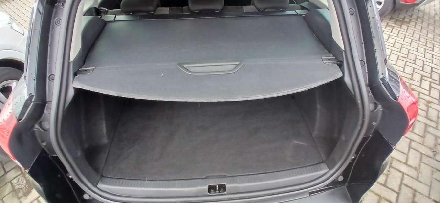 Black Renault Clio 2015 in Taurage, with an engine capacity of 1.50 L and mileage of 216 thousand km for 6150 €, photo 18 on AUTOMOTO.COM.LV