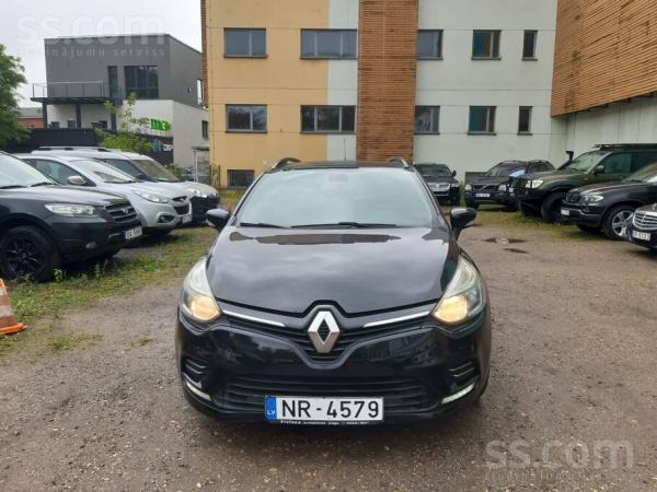 Black Renault Clio 2016 in Daugavpils, with an engine capacity of 1.50 L and mileage of 0 thousand km for 5650 €, photo 2 on AUTOMOTO.COM.LV