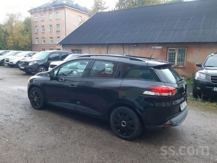 Melns Renault Clio 2016 Daugavpils, ar dzinēja tilpumu 1.50 L un nobraukumu 0 tūkst. km par 5650 €, foto 7 vietnē AUTOMOTO.COM.LV