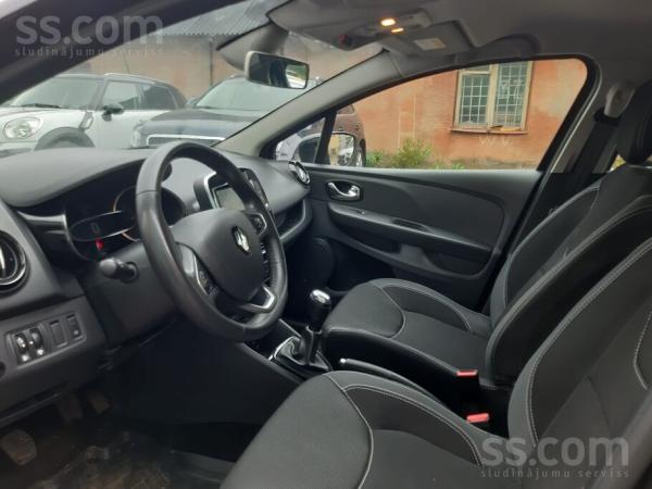 Black Renault Clio 2016 in Daugavpils, with an engine capacity of 1.50 L and mileage of 0 thousand km for 5650 €, photo 9 on AUTOMOTO.COM.LV
