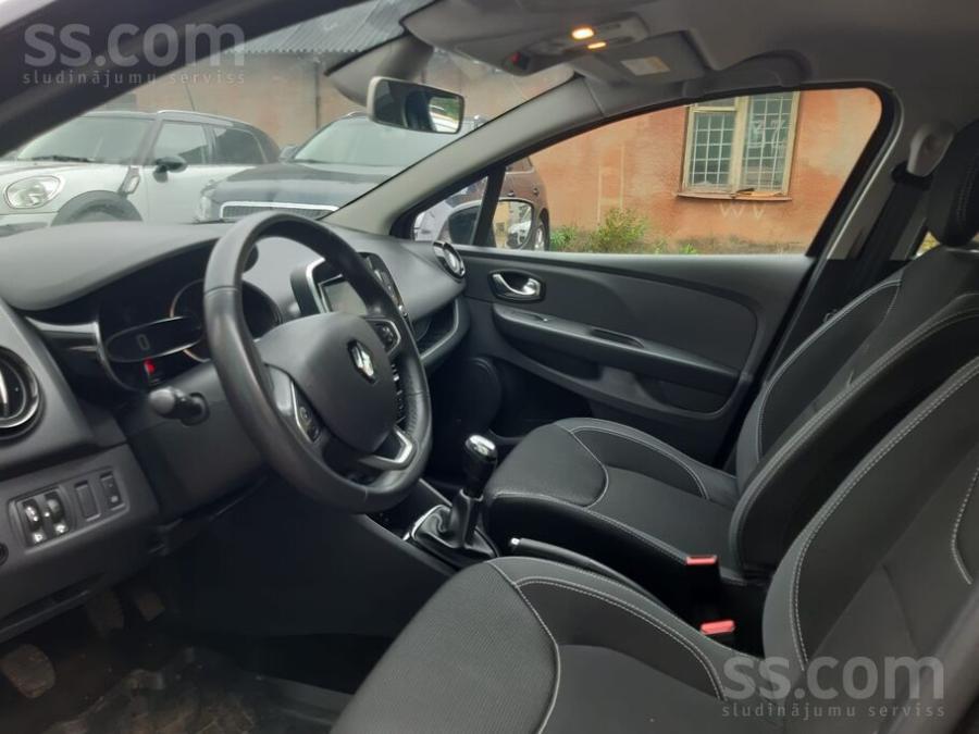 Melns Renault Clio 2016 Daugavpils, ar dzinēja tilpumu 1.50 L un nobraukumu 0 tūkst. km par 5650 €, foto 10 vietnē AUTOMOTO.COM.LV