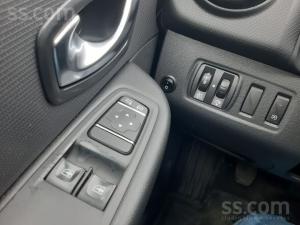 Melns Renault Clio 2016 Daugavpils, ar dzinēja tilpumu 1.50 L un nobraukumu 0 tūkst. km par 5650 €, foto 11 vietnē AUTOMOTO.COM.LV