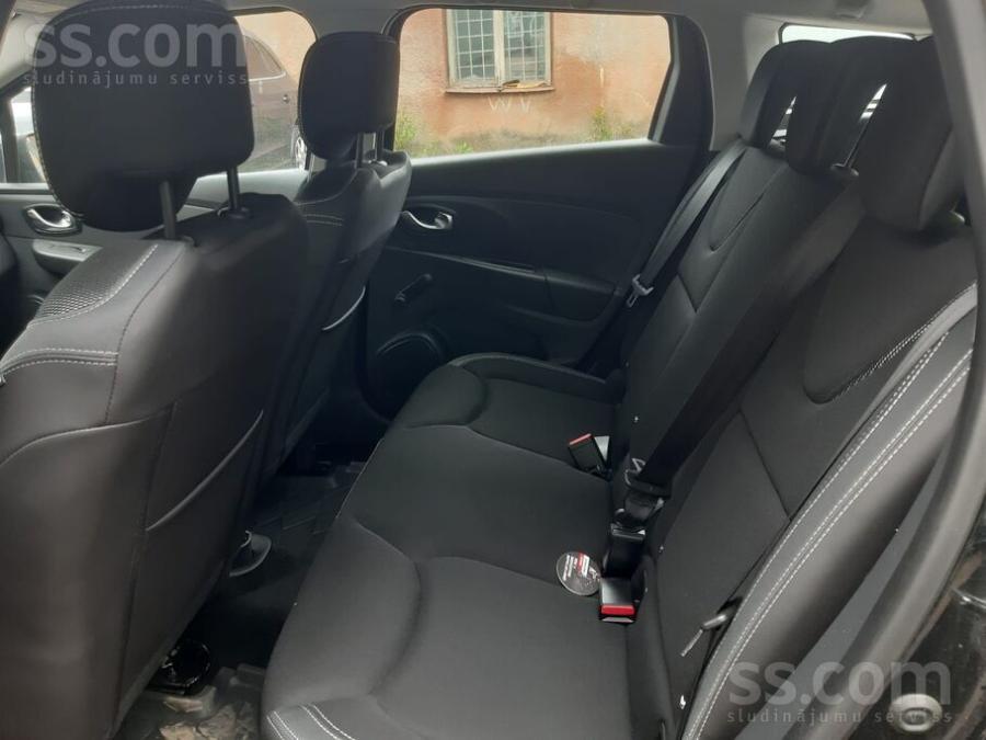 Melns Renault Clio 2016 Daugavpils, ar dzinēja tilpumu 1.50 L un nobraukumu 0 tūkst. km par 5650 €, foto 17 vietnē AUTOMOTO.COM.LV