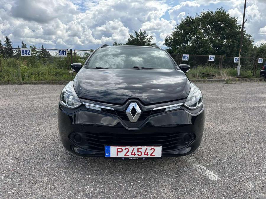 Melns Renault Clio 2016 Alīta, ar dzinēja tilpumu 1.46 L un nobraukumu 300 tūkst. km par 3900 €, foto 3 vietnē AUTOMOTO.COM.LV