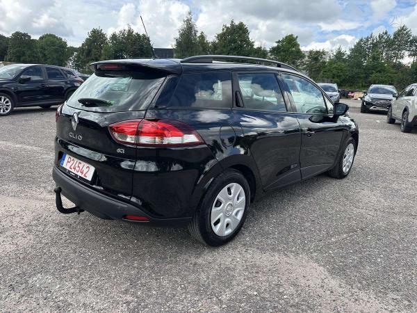 Melns Renault Clio 2016 Alīta, ar dzinēja tilpumu 1.46 L un nobraukumu 300 tūkst. km par 3900 €, foto 5 vietnē AUTOMOTO.COM.LV