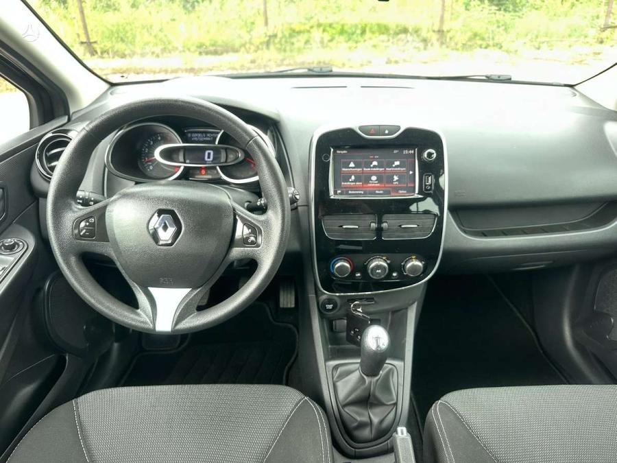 Melns Renault Clio 2016 Alīta, ar dzinēja tilpumu 1.46 L un nobraukumu 300 tūkst. km par 3900 €, foto 21 vietnē AUTOMOTO.COM.LV