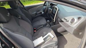 Melns Renault Clio 2016 Jurbarkas, ar dzinēja tilpumu 1.20 L un nobraukumu 169 tūkst. km par 5650 €, foto 16 vietnē AUTOMOTO.COM.LV