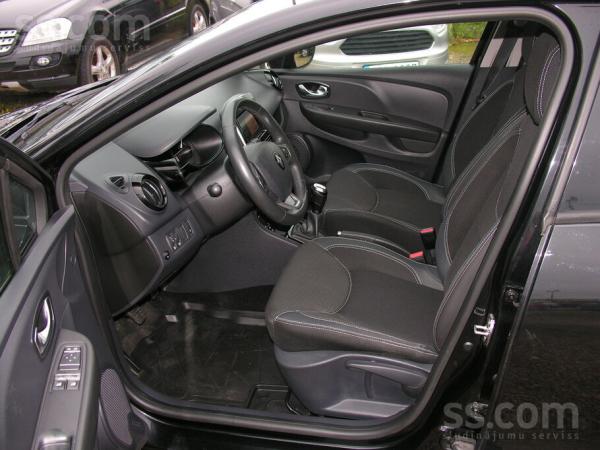 Black Renault Clio 2016 in Riga, with an engine capacity of 1.50 L and mileage of 218 thousand km for 6250 €, photo 10 on AUTOMOTO.COM.LV