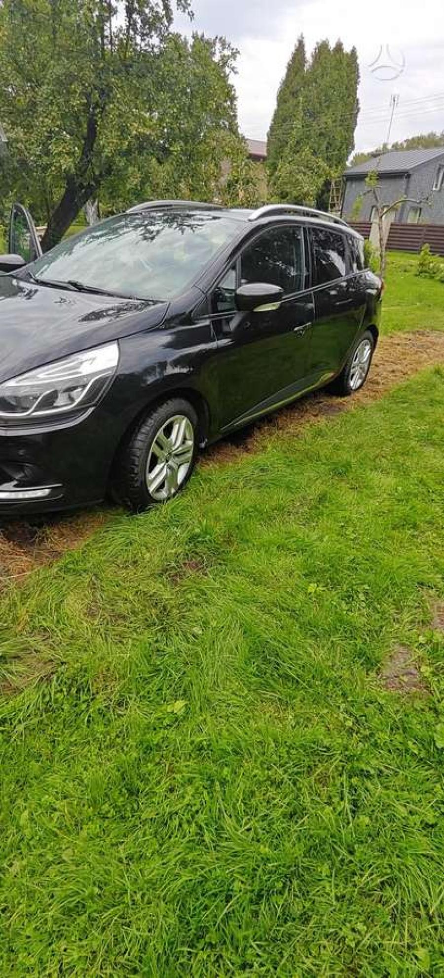 Melns Renault Clio 2017 Kauņa, ar dzinēja tilpumu 1.46 L un nobraukumu 203 tūkst. km par 3800 €, foto 4 vietnē AUTOMOTO.COM.LV