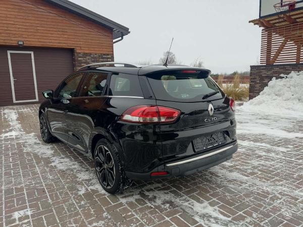 Black Renault Clio 2018 in Pakruojis, with an engine capacity of 0.90 L and mileage of 136 thousand km for 5250 €, photo 7 on AUTOMOTO.COM.LV